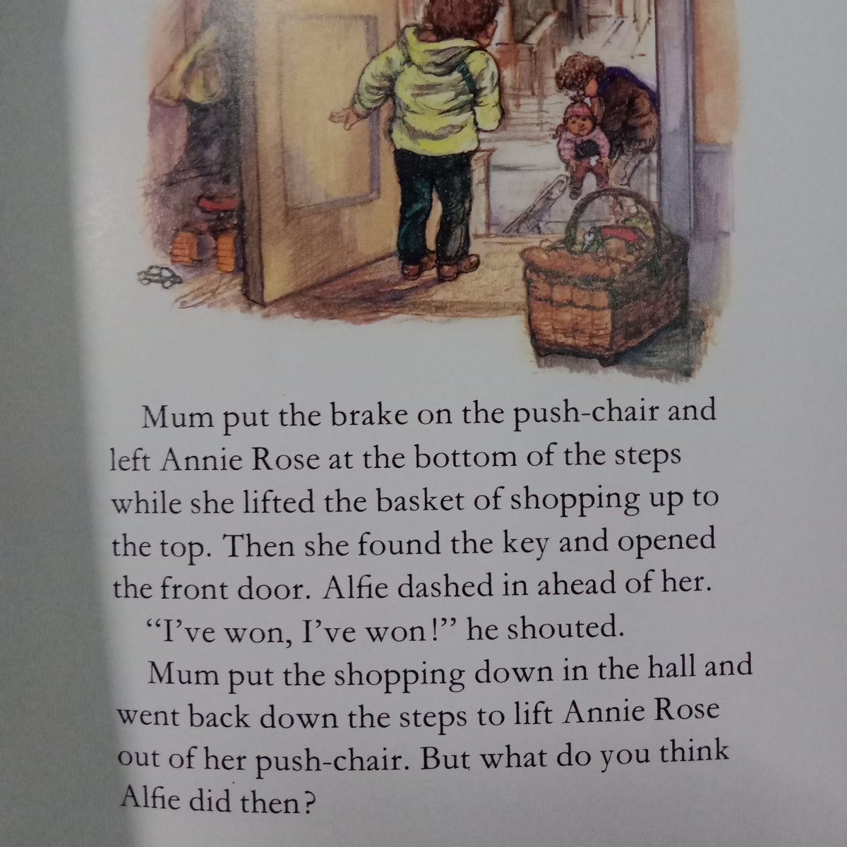 Alfie Gets In First by Shirley Hughes – Books for Less Online Bookstore